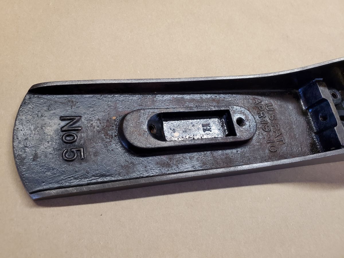 Stanley No. 5 Type 11 Plane Body - Old Woodworking Tools